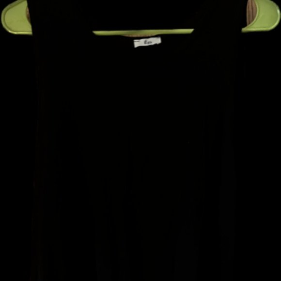 Egi | Tops | Egi Alexa Floral Tank X2x New With Tags | Poshmark